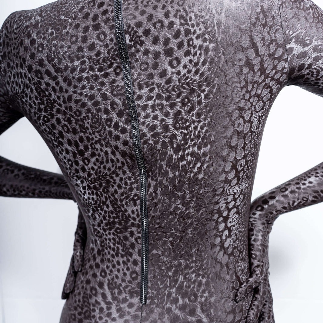 Kigfeverclub, a professional hadatai and zentai workshop